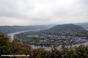 Zwischen Mosel und Rhein im herbstlichen Rheintal